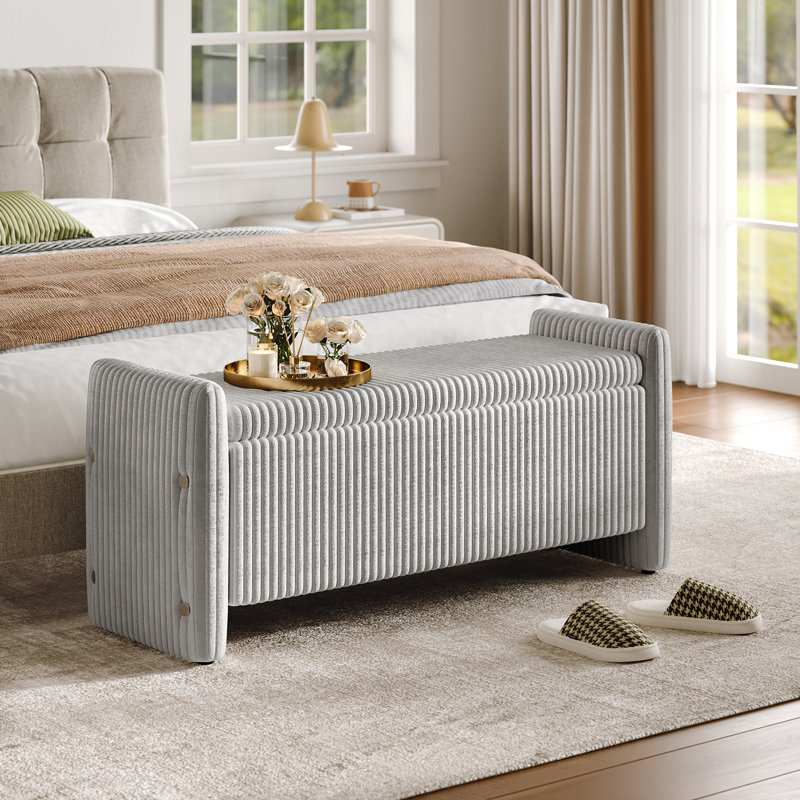 Villalon Upholstered Storage Bench for Entryway and Bedroom
